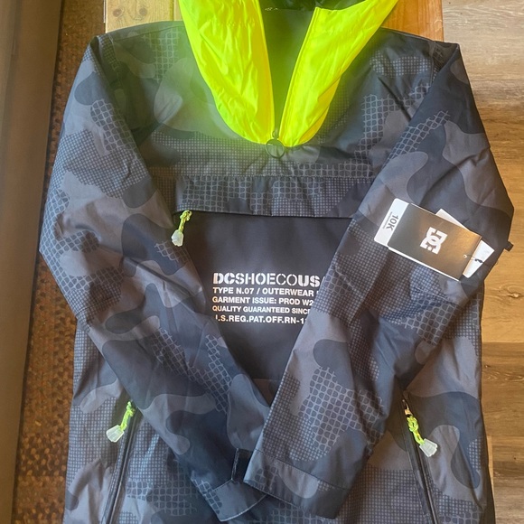 DC | Jackets & Coats | Dc Boys Snowboard Jacket Black And Neon Green ...